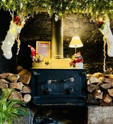 Celebrate Together with Our Festive Party Menu | Bearslake Inn