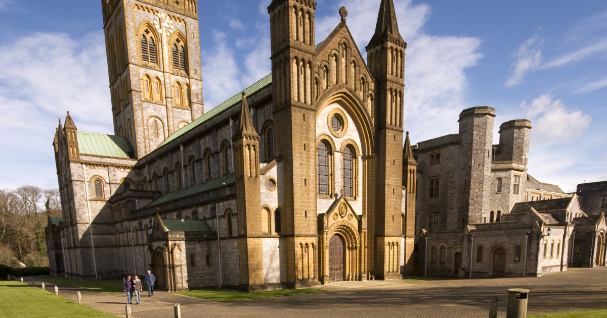 Enjoy Historical Days Out During your Visit to us